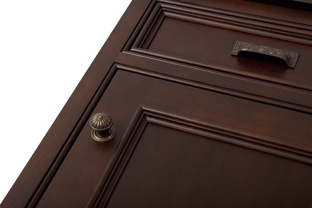 Amherst Door in Beaded Inset Face Frame - Crown Point Cabinetry